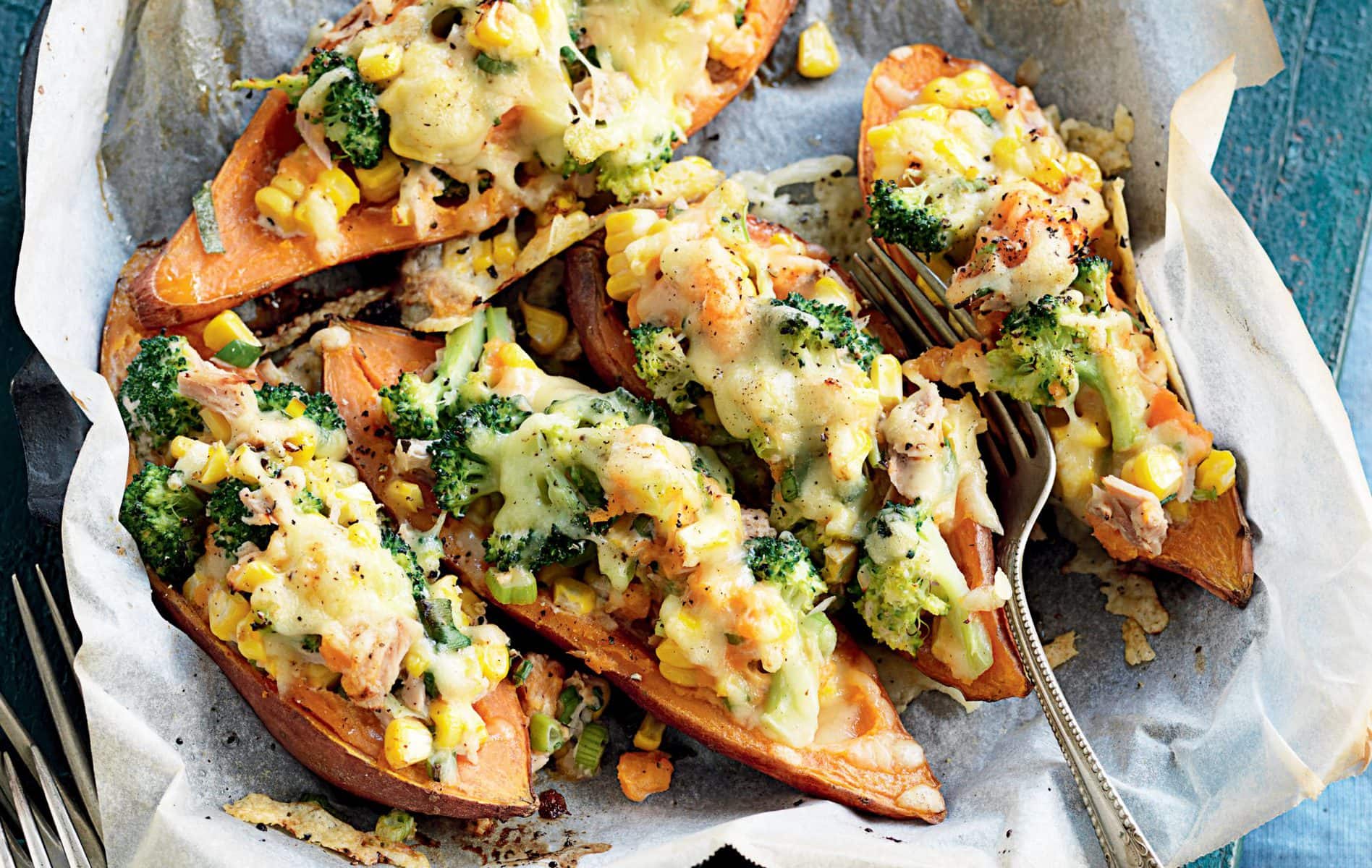 Baked kumara with tuna and sour cream - Healthy Food Guide