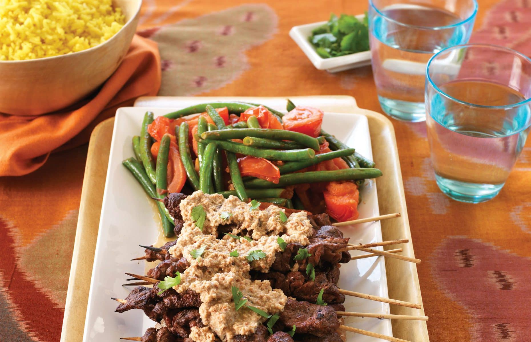 Beef satay with fragrant yellow rice - Healthy Food Guide