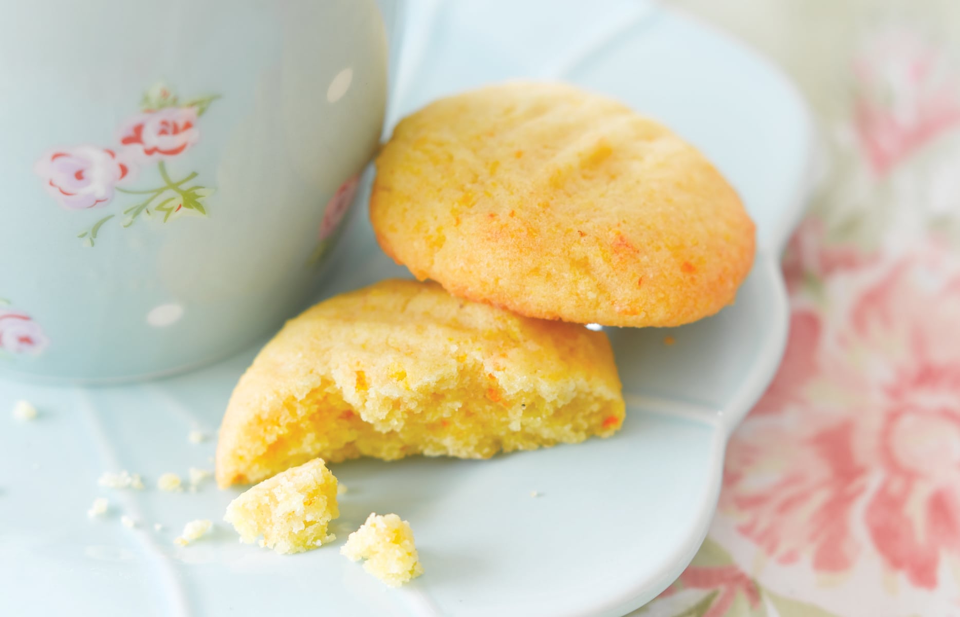Orange polenta cookies - Healthy Food Guide