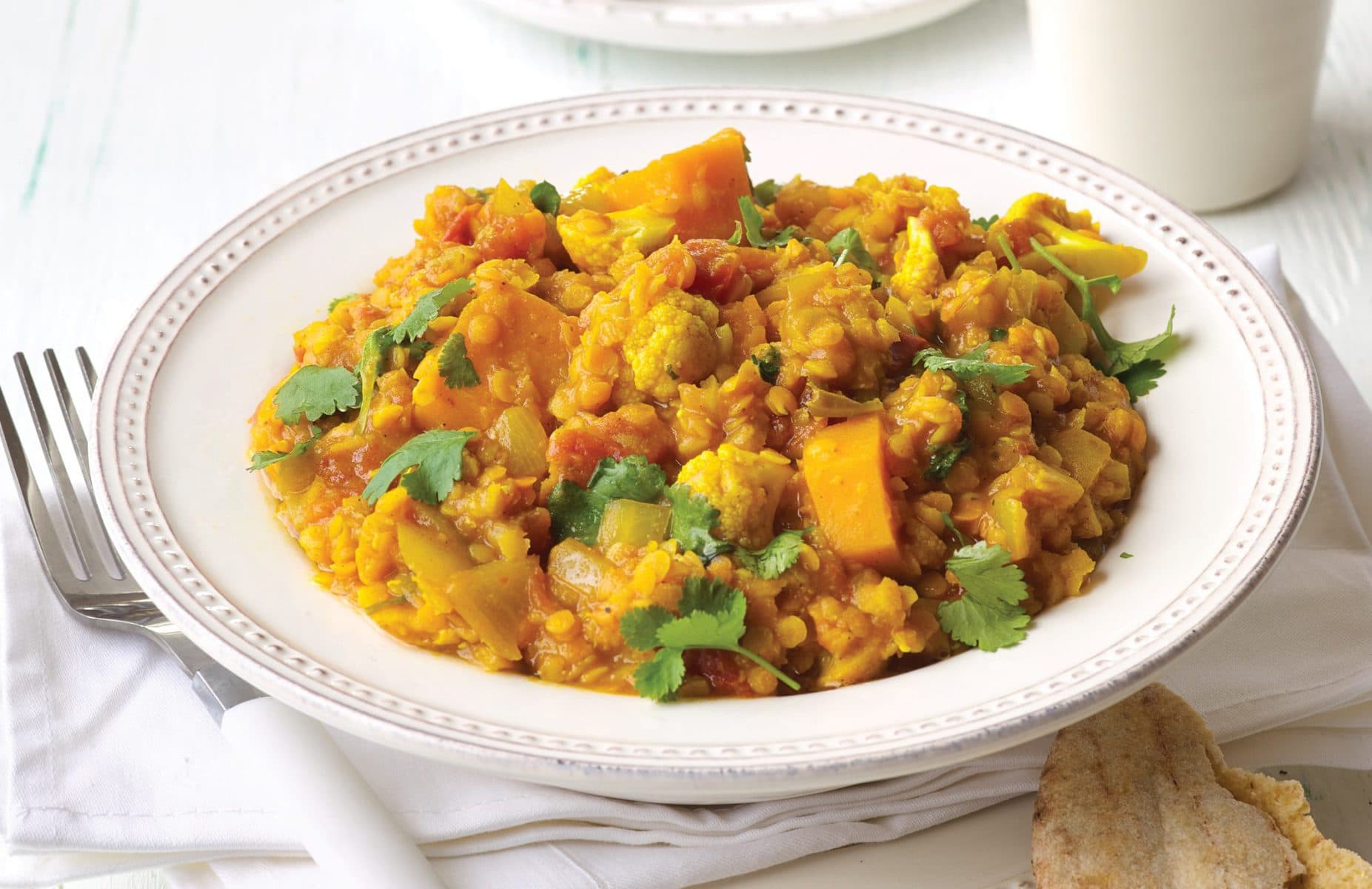 Red lentil dhal with cauliflower and pumpkin - Healthy Food Guide