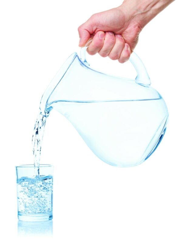 Water, the simple secret to feeling fresh - Healthy Food Guide