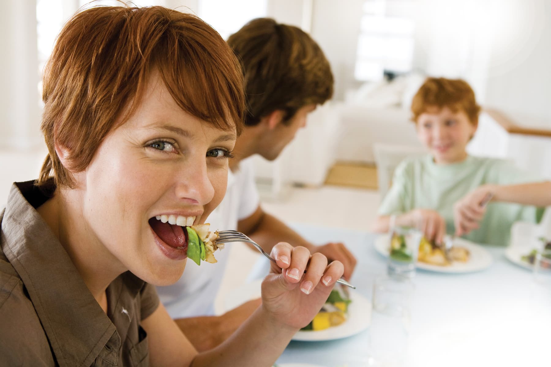 Feeding the family for under $30 - Healthy Food Guide