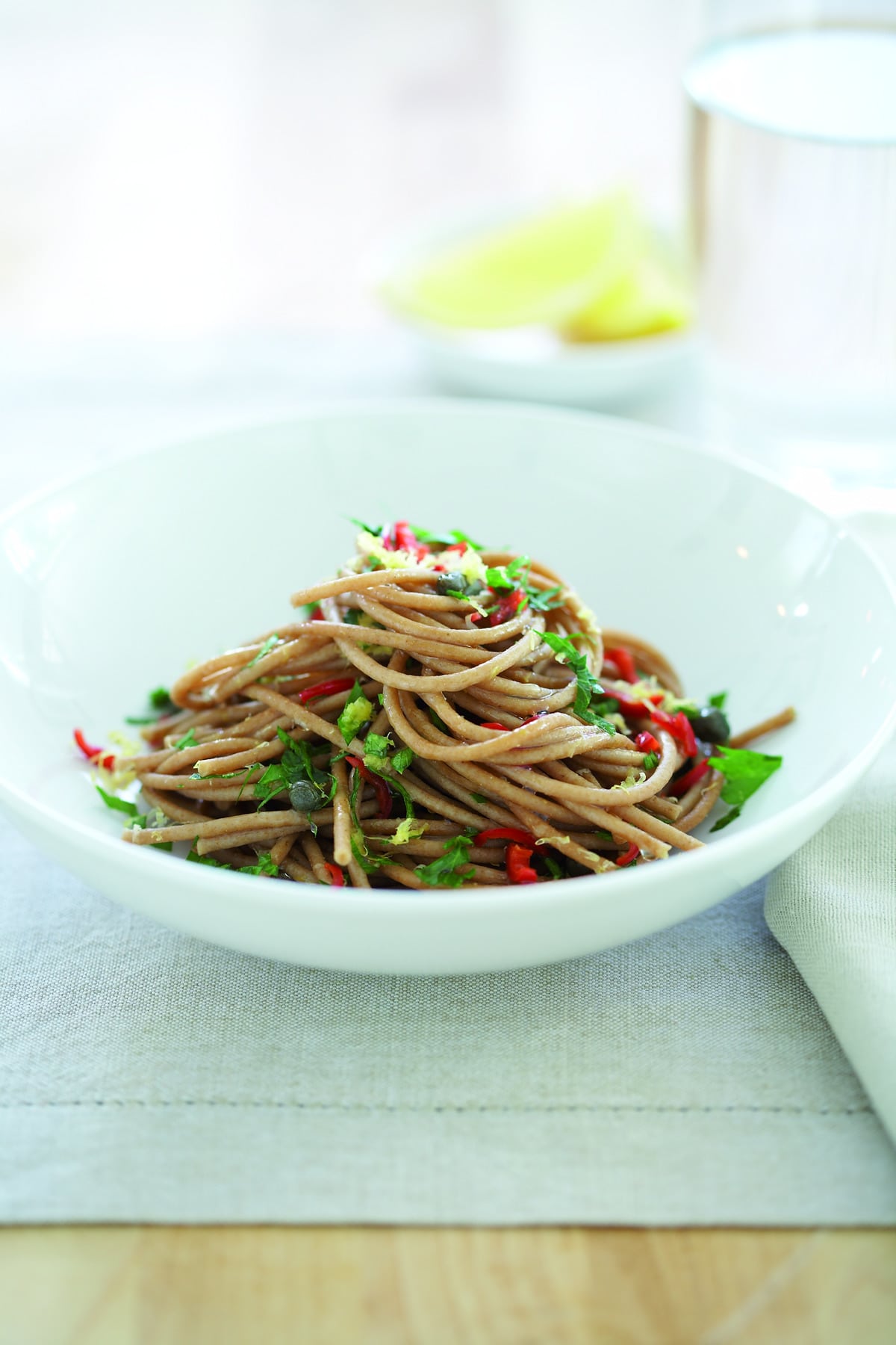 Lemon, chilli and garlic spaghetti - Healthy Food Guide