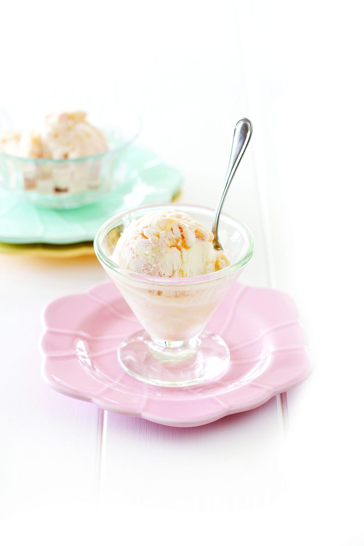 Lemon meringue ice cream - Healthy Food Guide