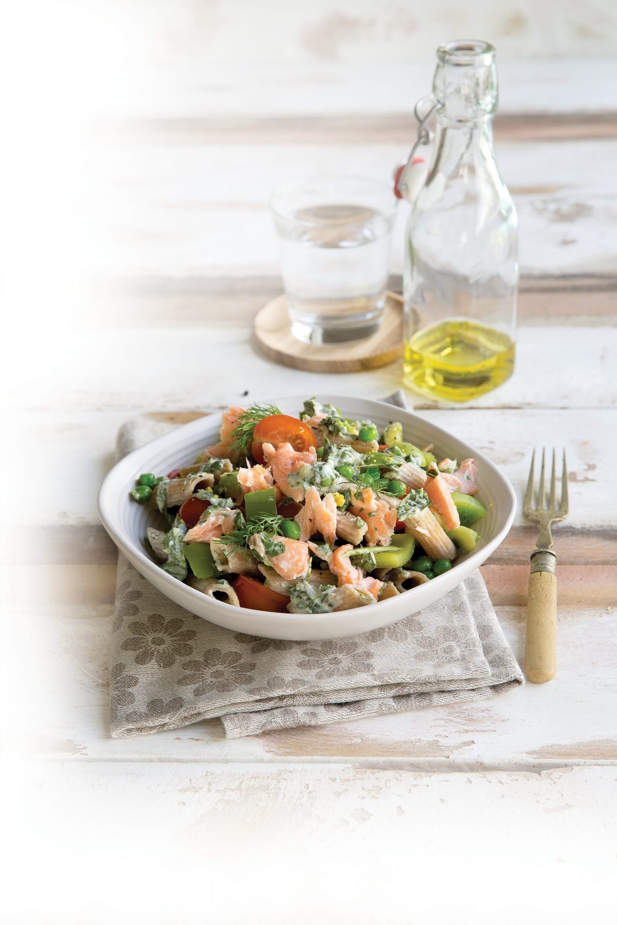 Salmon and dill pasta with rocket dressing - Healthy Food Guide