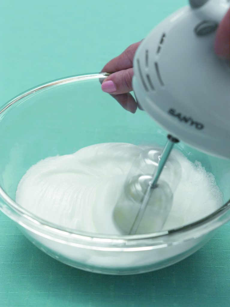 Step-by-step: Meringue - Healthy Food Guide