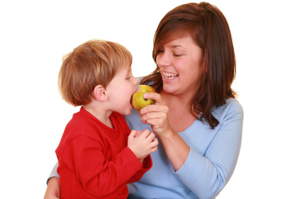 Turn your family into healthy snackers - Healthy Food Guide