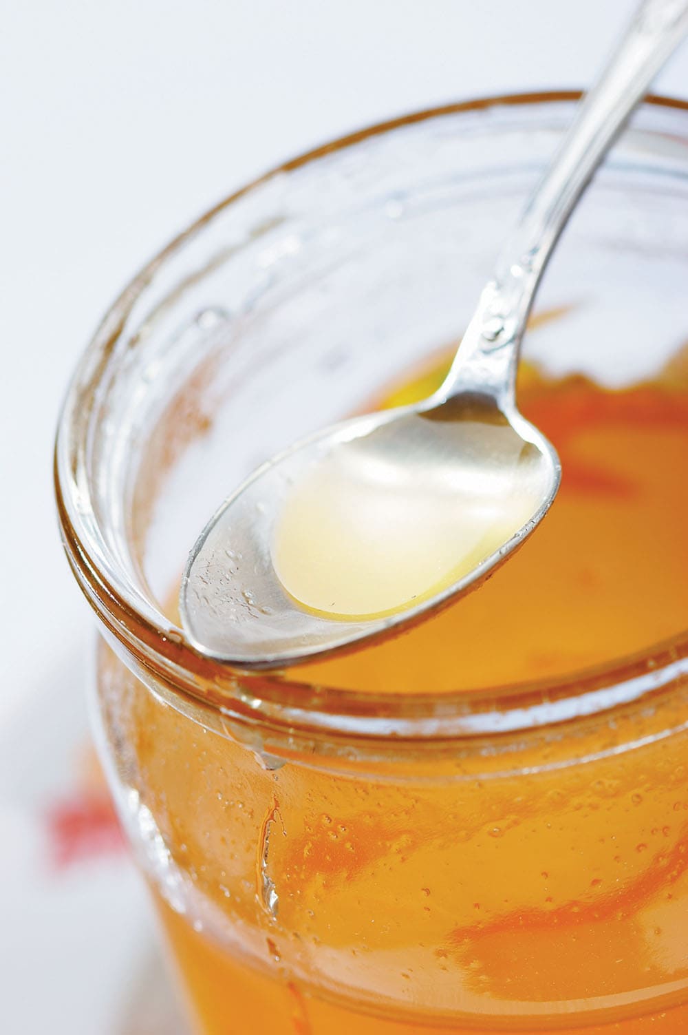 Why you should eat honey - Healthy Food Guide