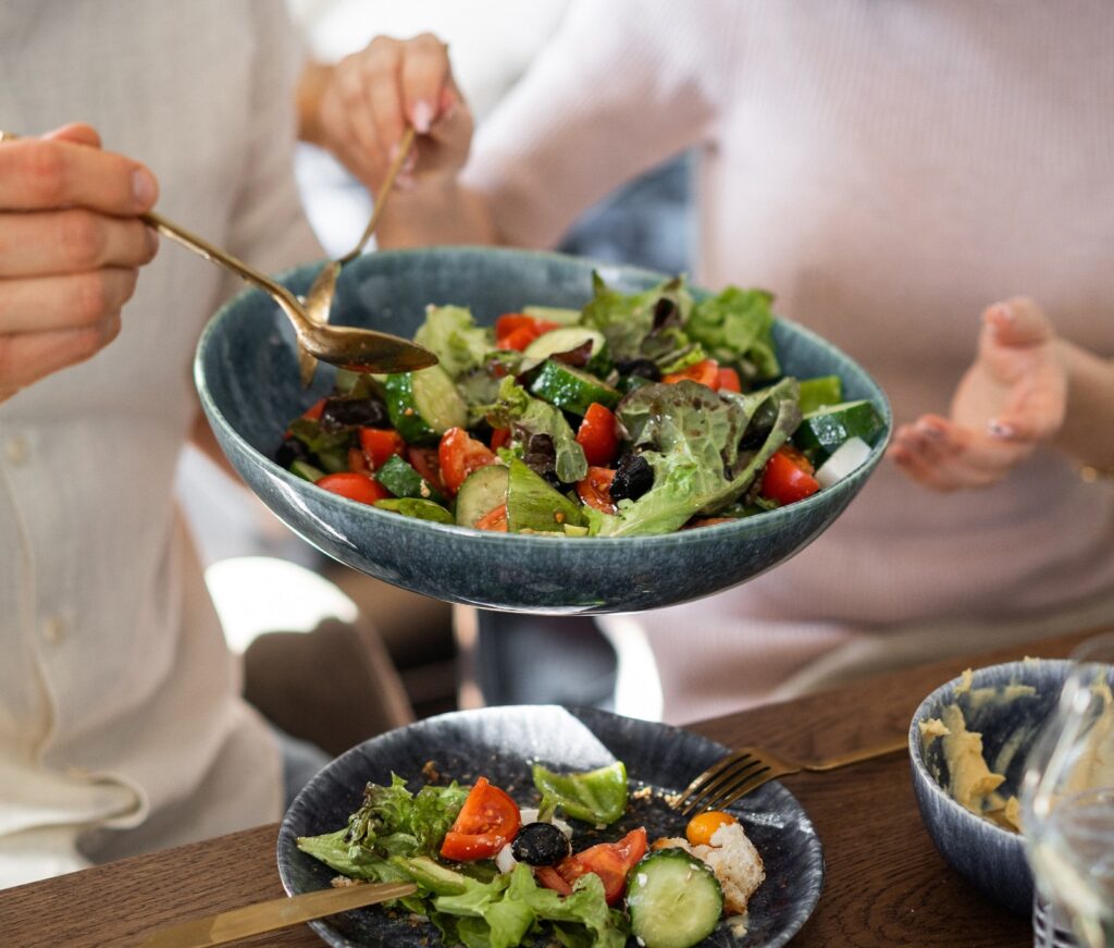 How long should I wait before eating seconds? - Healthy Food Guide