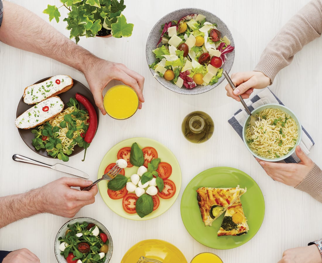 Family meals form better food habits - Healthy Food Guide