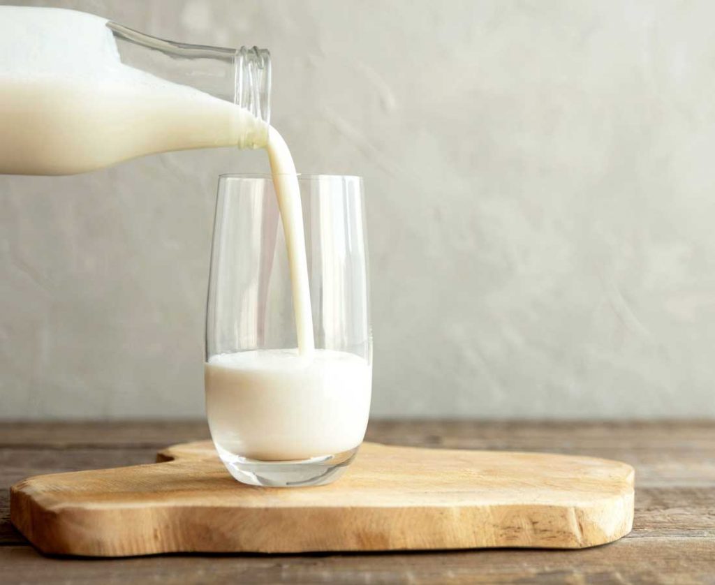 Which milk is the healthiest for you? - Healthy Food Guide