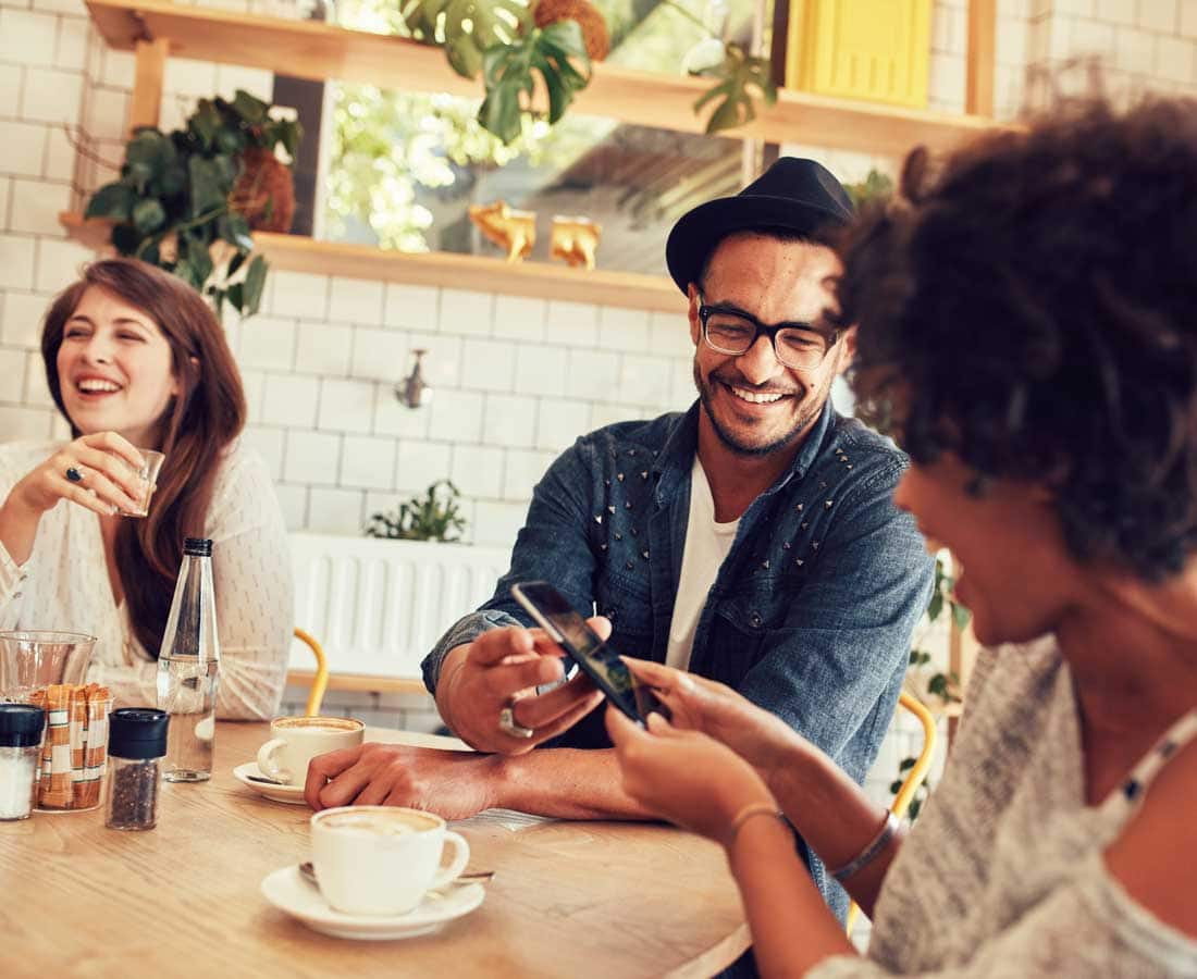 How to make better café treat choices - Healthy Food Guide