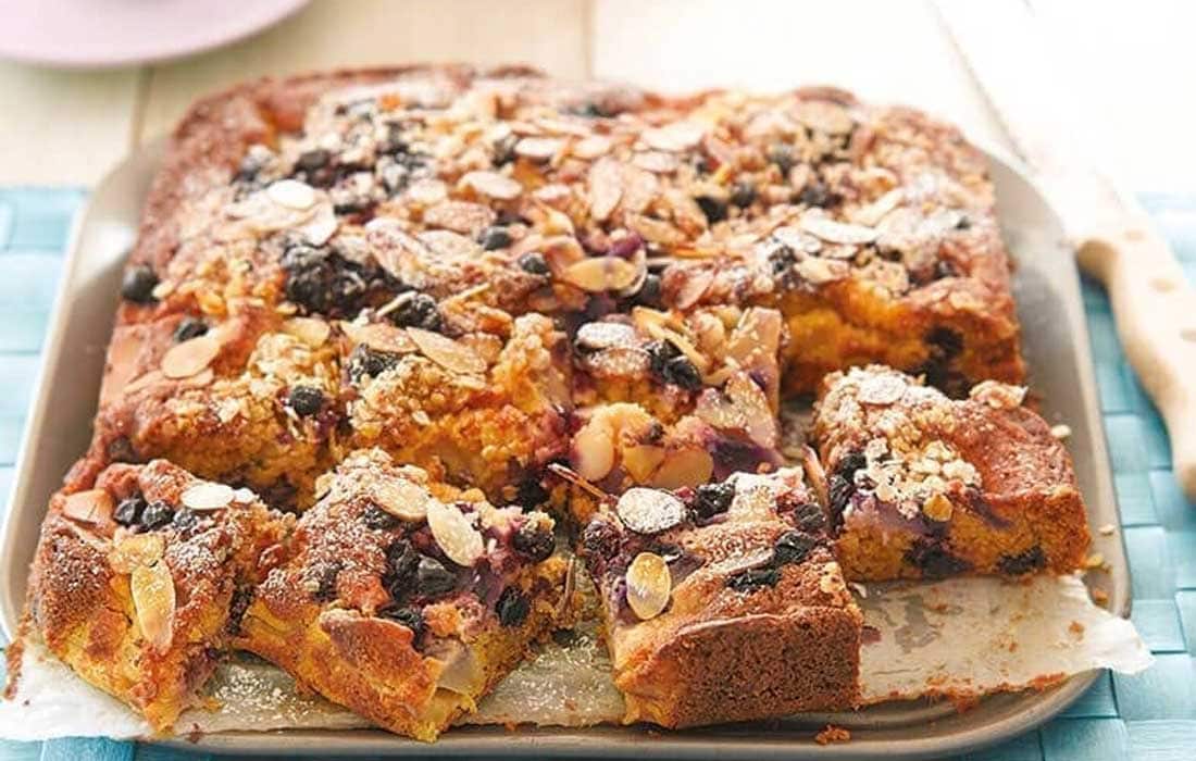 Blueberry and apple ginger slice - Healthy Food Guide