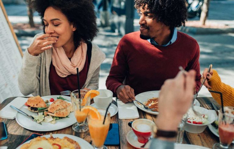 14 smart swaps for a healthier café breakfast - Healthy Food Guide