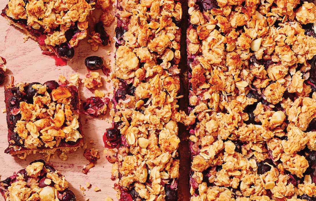 Blueberry macadamia oat slice - Healthy Food Guide