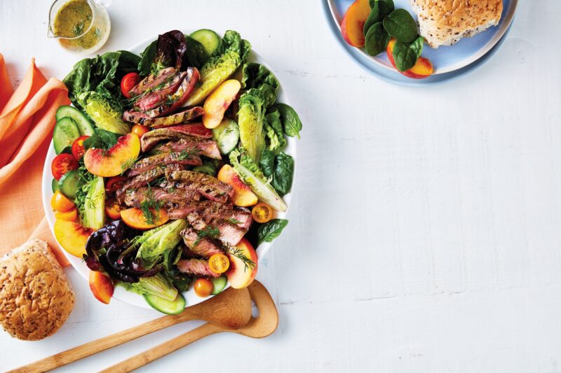 Chargrilled beef with summer salad - Healthy Food Guide