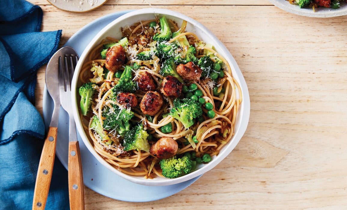 Pasta with meatballs and broccoli - Healthy Food Guide